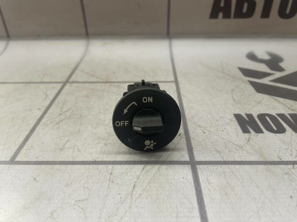 Выключатель Renault Fluence 10-17