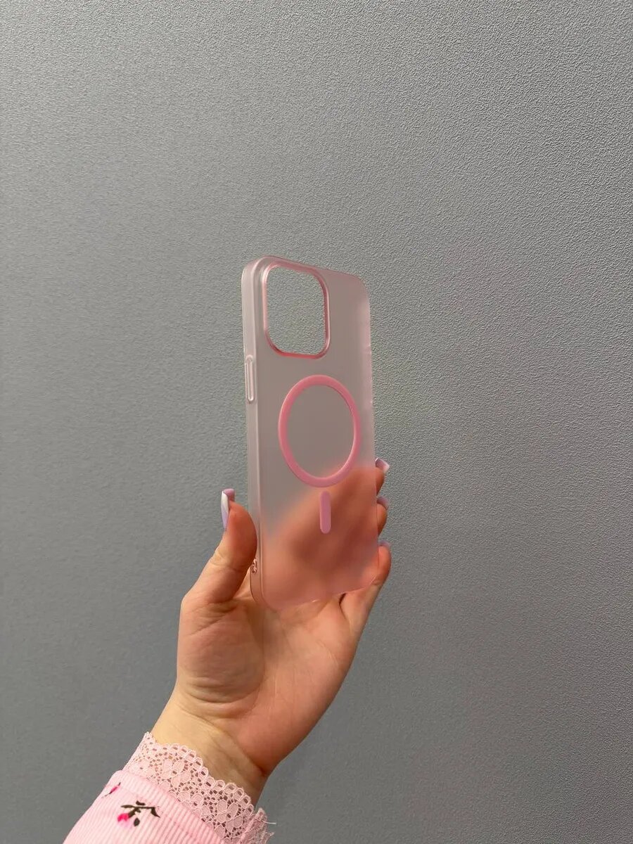 Чехол на Iphone 15 Pro Max , цвет нежно-розовый , женский , полупрозрачный . — фото 1