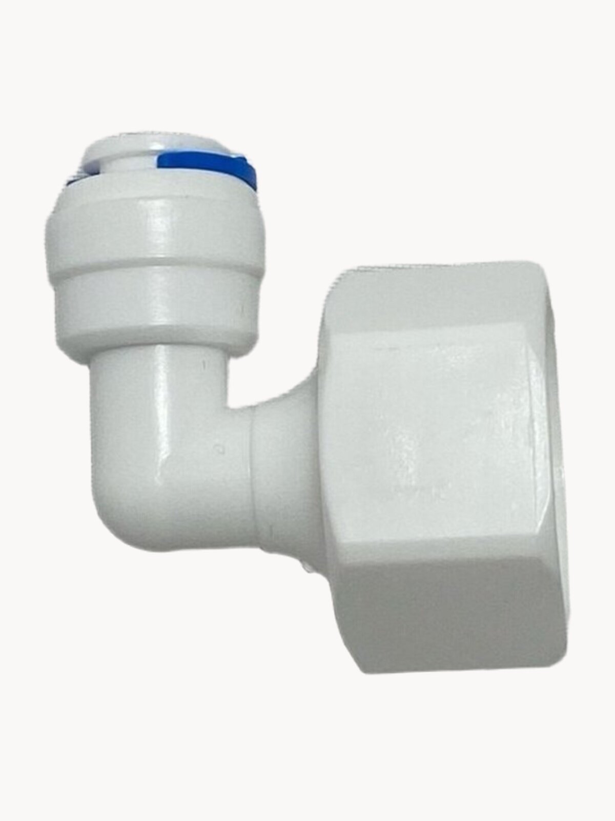 Фитинг угловой для фильтра UFAFILTER (1/2" внутренняя резьба - 1/4 трубка") из пищевого пластика