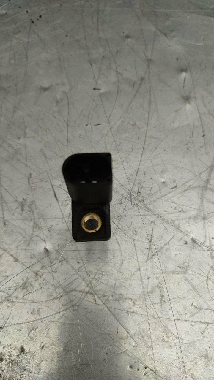 Датчик коленвала Mercedes-Benz C W204 (2007 - 2011)