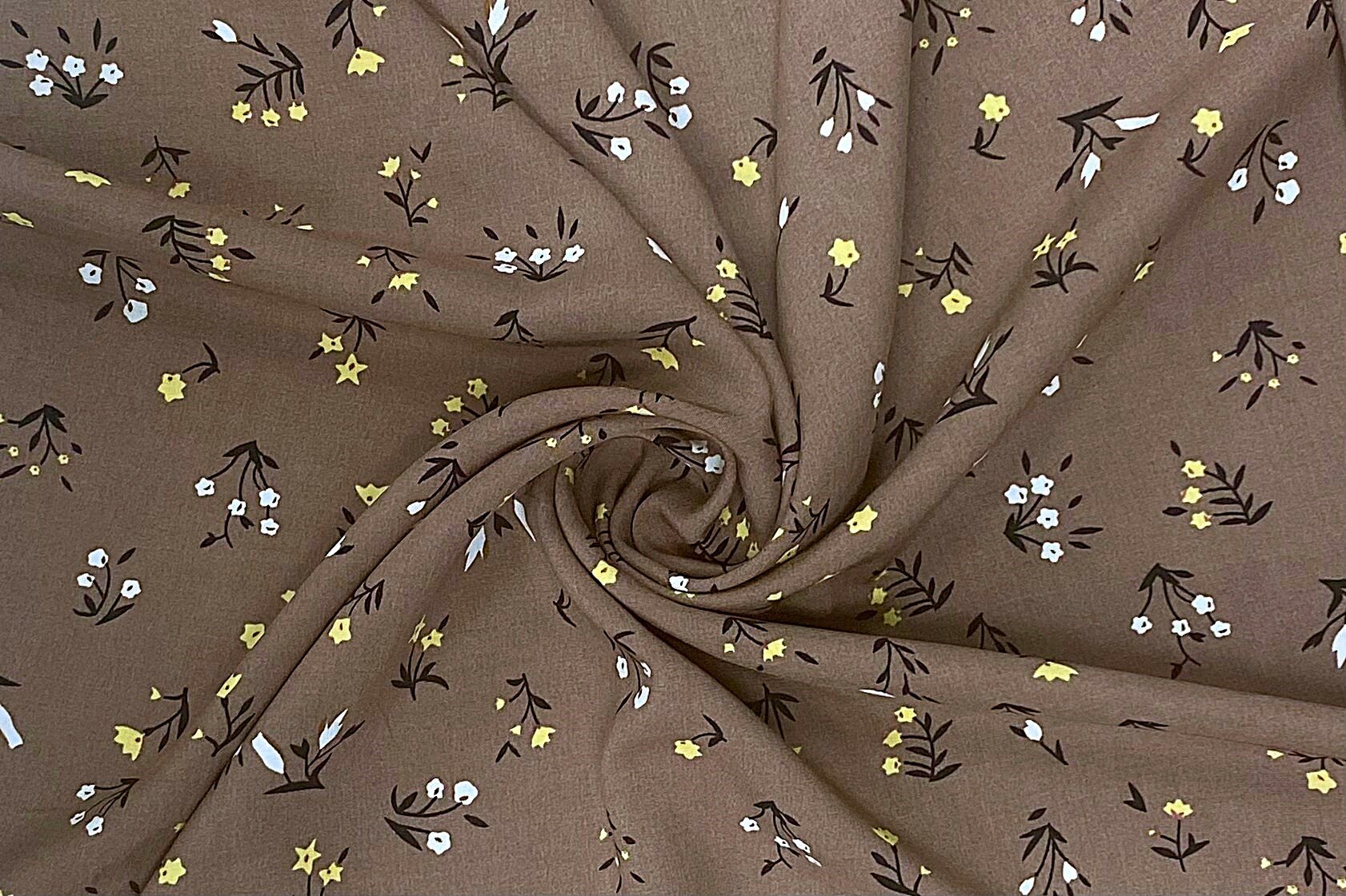 Ткань Вискоза плательная стрейч с мелкими цветами на светло-коричневом фоне, 170 г/пм, ш142см, 0,5 м