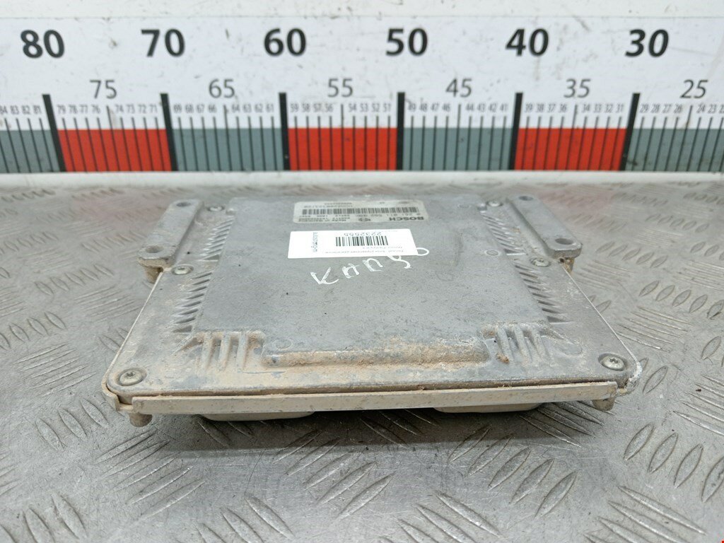 Блок управления двигателем Renault Kangoo 1 8200323120 арт. 2232555