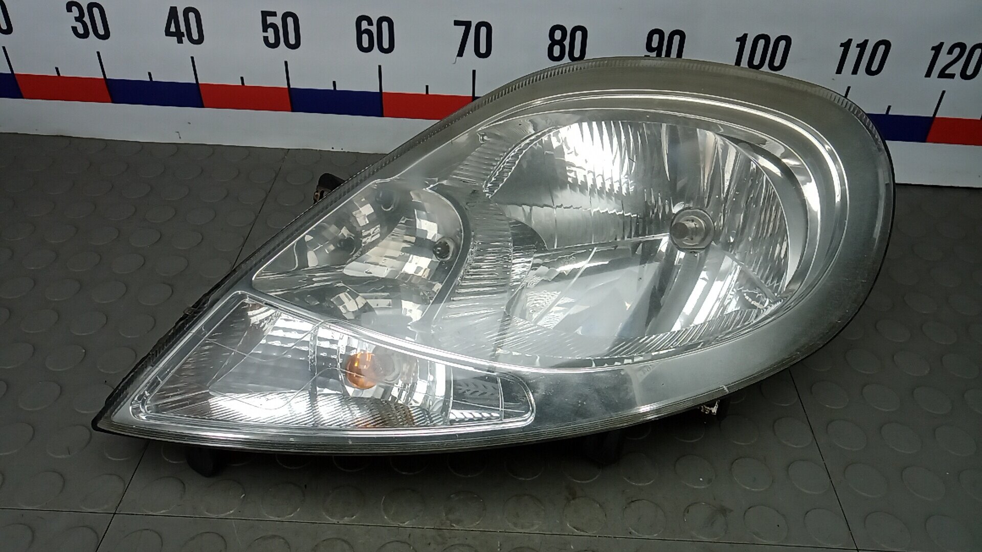 Фара левая OPEL VIVARO