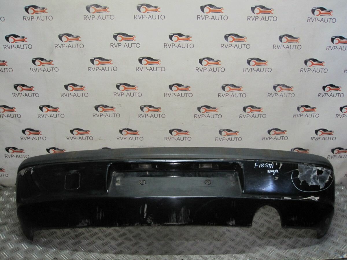 Бампер задний Ford Fiesta 1.2 1995-2001 96FB17K823