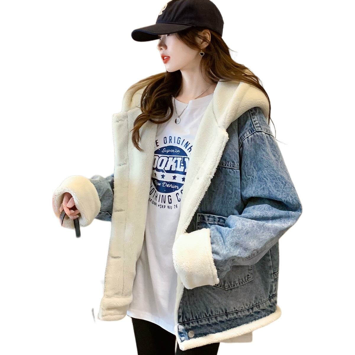 Куртка джинсовая