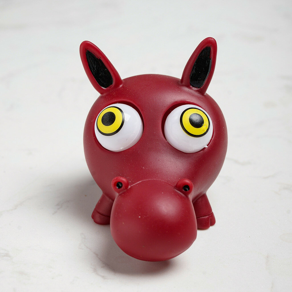 Animal shaped pincer toy for handcrafts and enhancing fine motor skills