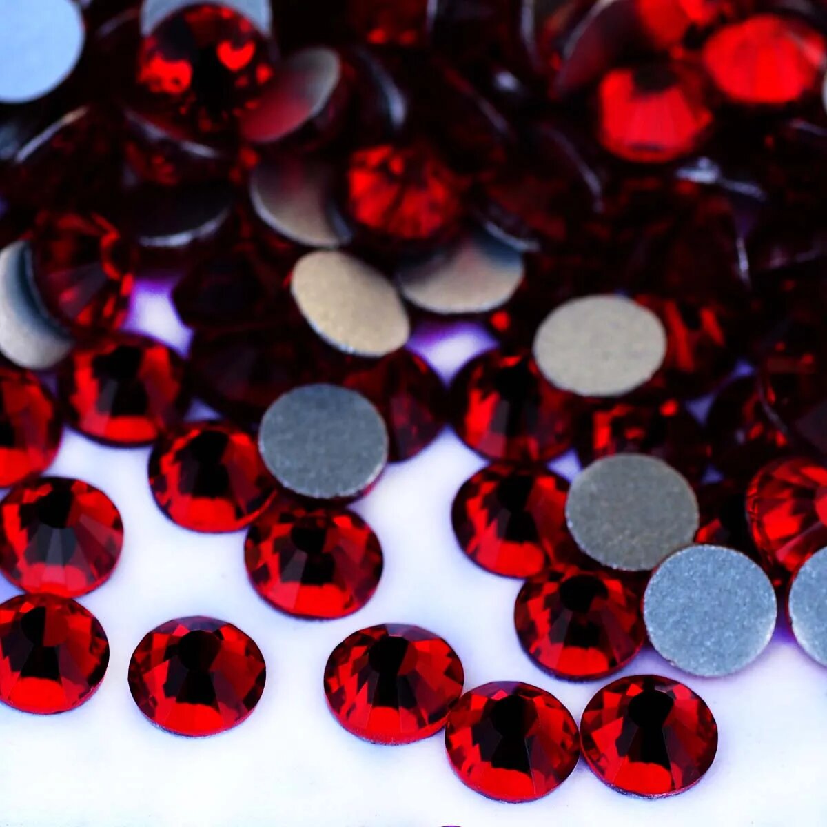 CTPA3bI хрустальные стразы глубокий сиам круглые плоская спинка SS16 1440pcs