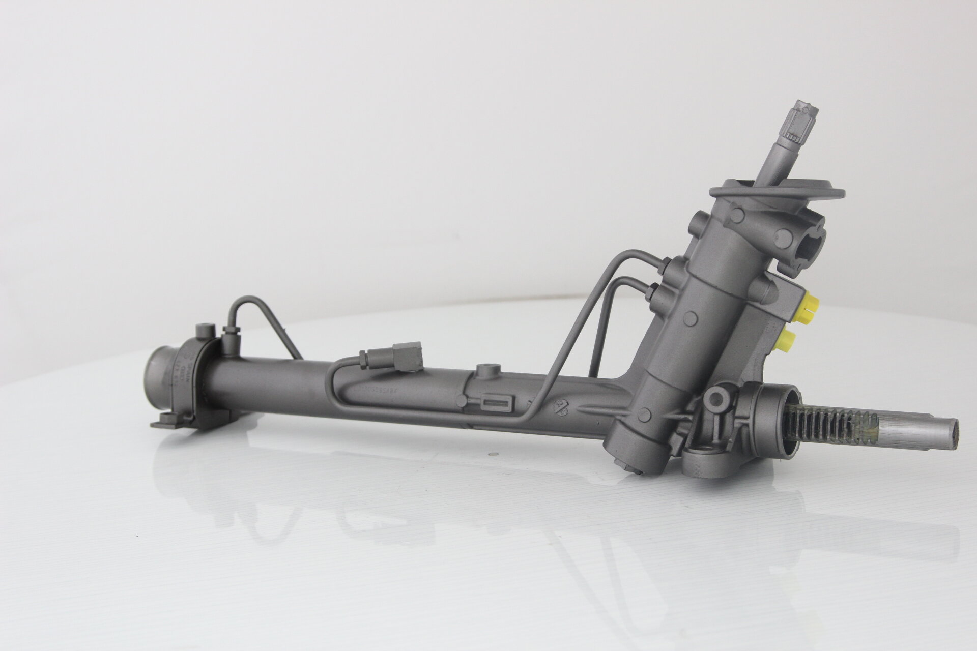 Рулевая рейка с ГУР SKODA FABIA (6Y2) ( в сборе с пыльниками и тягами )