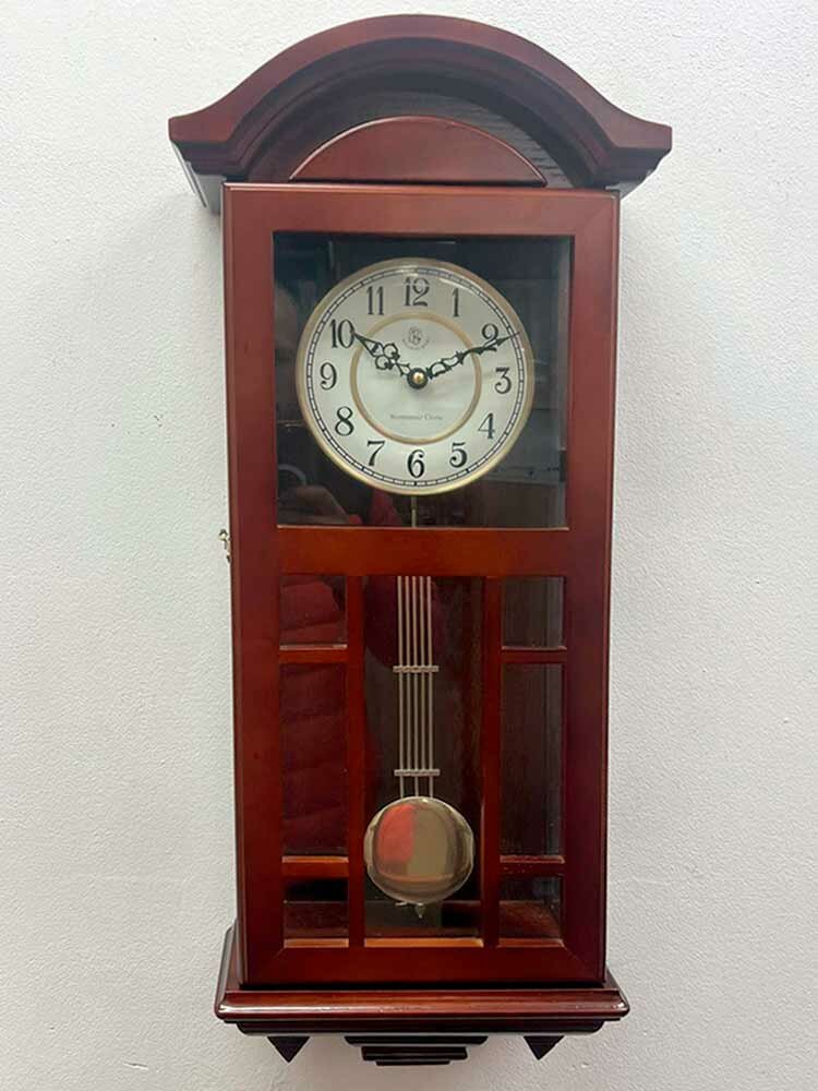 Настенные деревянные часы Woodpecker 9265 (07) с маятником, боем, мелодией. Бой не отключается.