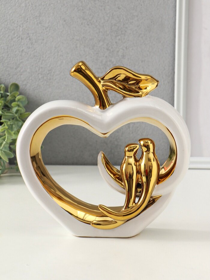 Фигура керамика «Две птички на яблоке», белый с золотом, 7×22×22.5 см