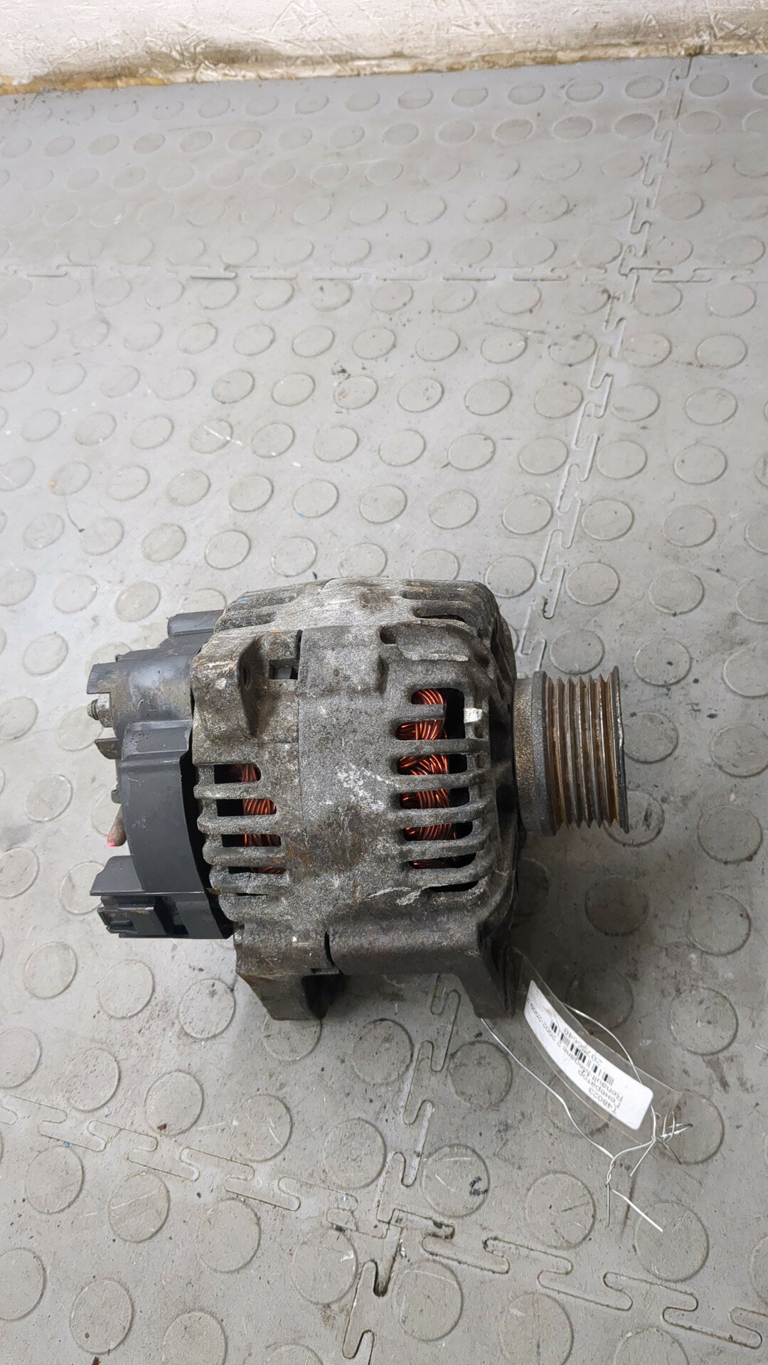 Генератор Renault Megane 2 Б/У