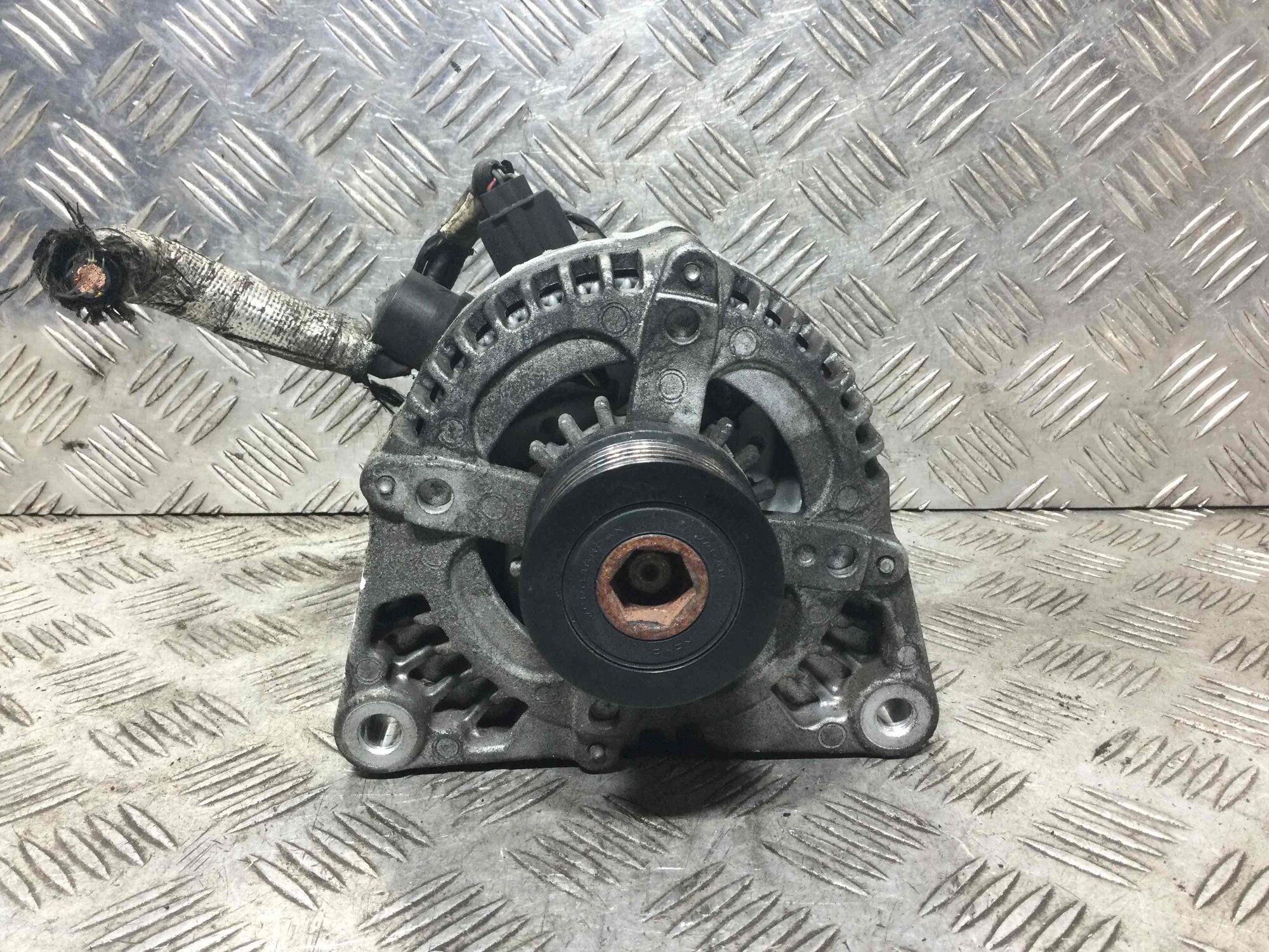 Б/У Генератор Mazda 3 3 I (BK) 2003 - 2009 2005 г.