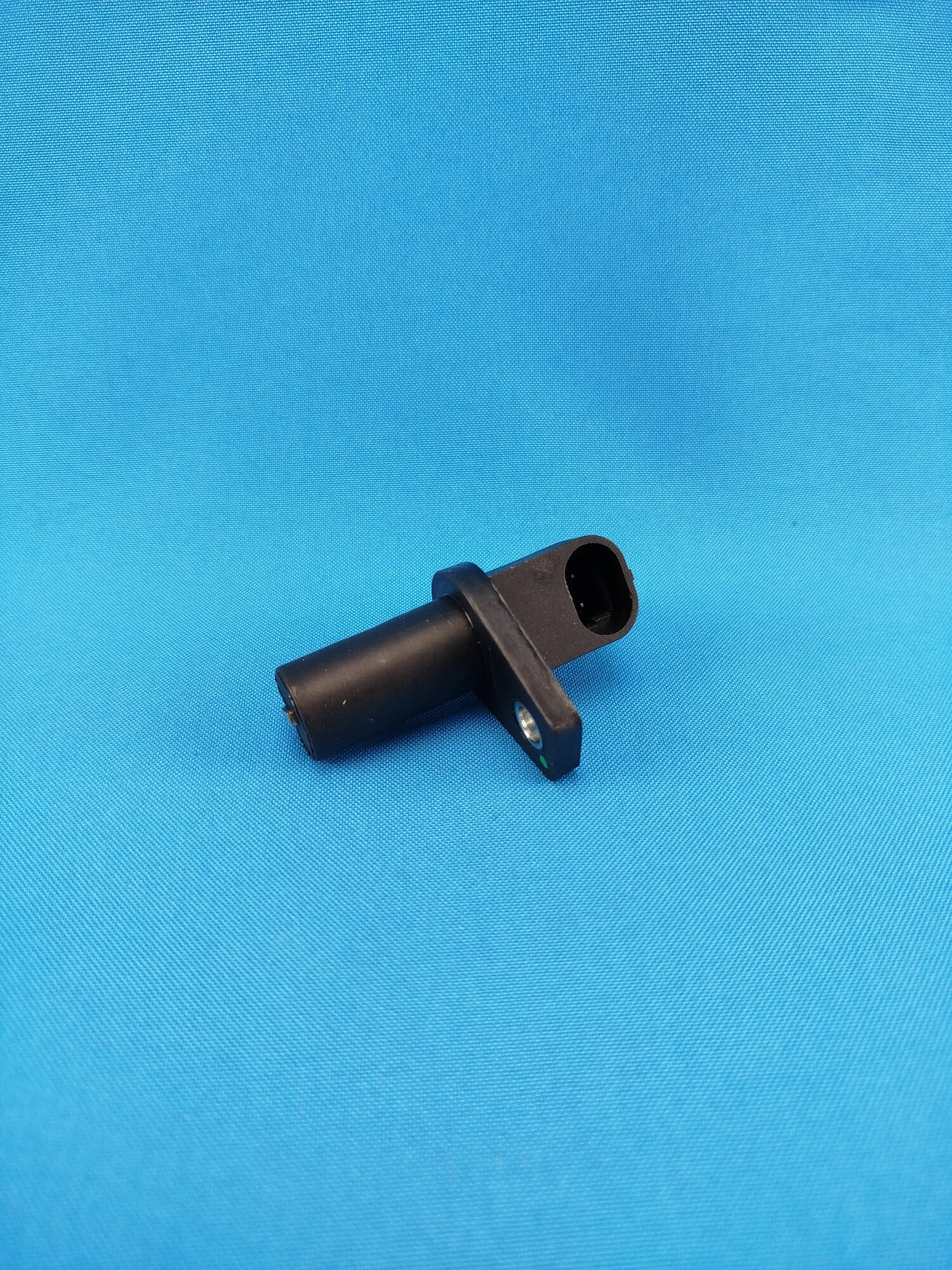 Датчик коленвала "АвтоТрейд" для автомобилей ВАЗ 2110-12, Калина, Приора