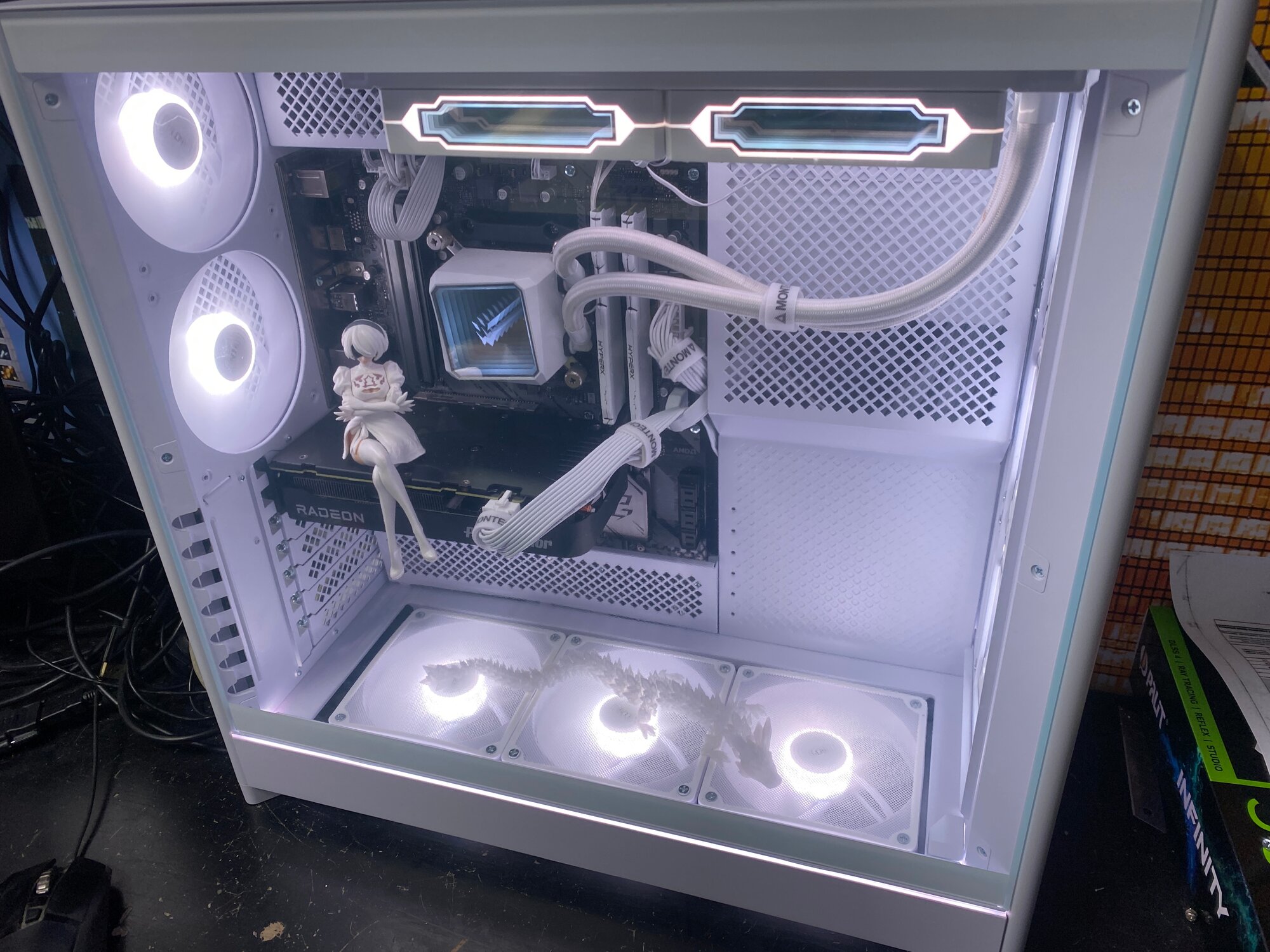 Игровой компьютер (AMD Ryzen 7 5700x / GeForce RX 9600XT 16gb / RAM 32gb/ Nvme 512gb /HDD 1000gb)