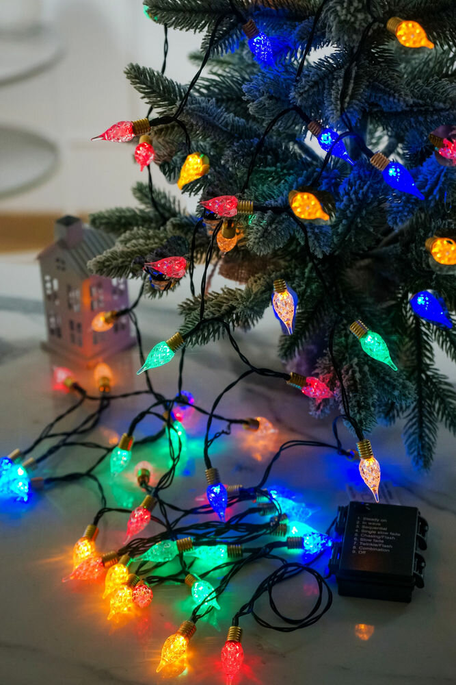 Светодиодная гирлянда ретро классика, 50 разноцветных LED-огней, 4.9 м, контроллер, таймер, зелёный ПВХ, батарейки, Kaemingk 488846