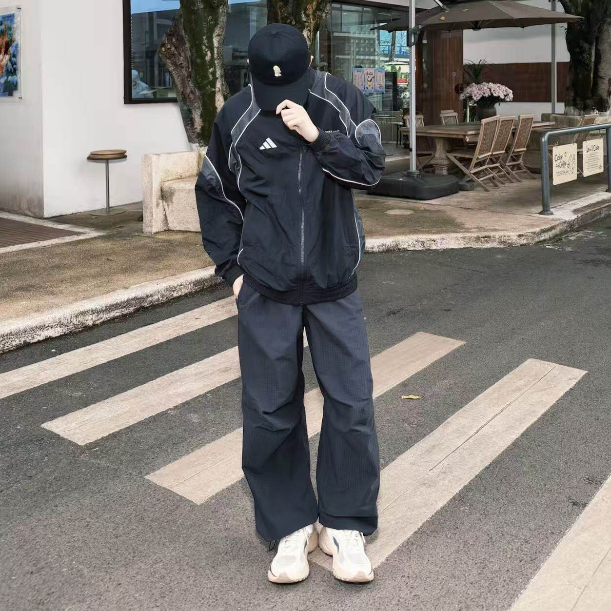 Куртка adidas BRAND LOVE