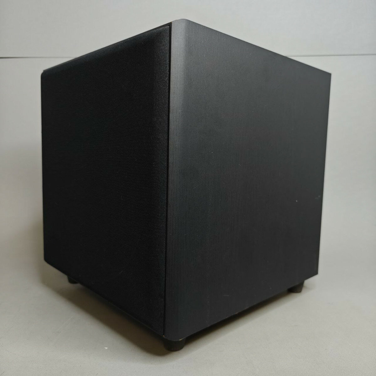 Активный сабвуфер Wharfedale Diamond SW150 черный