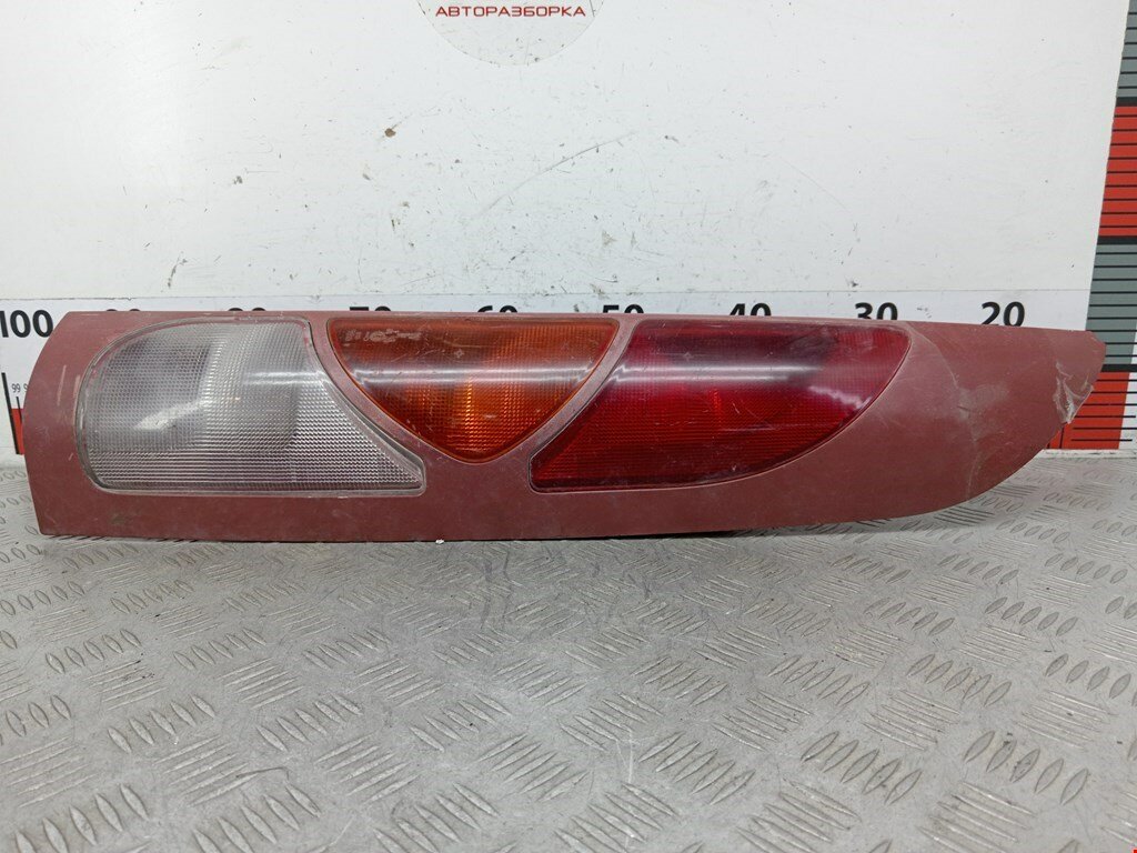 Фонарь задний правый Renault Kangoo 1 8200150621 арт. 2226047
