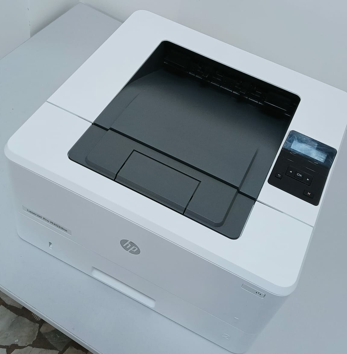 Лазерный принтер HP LaserJet Pro 402 — фото 1