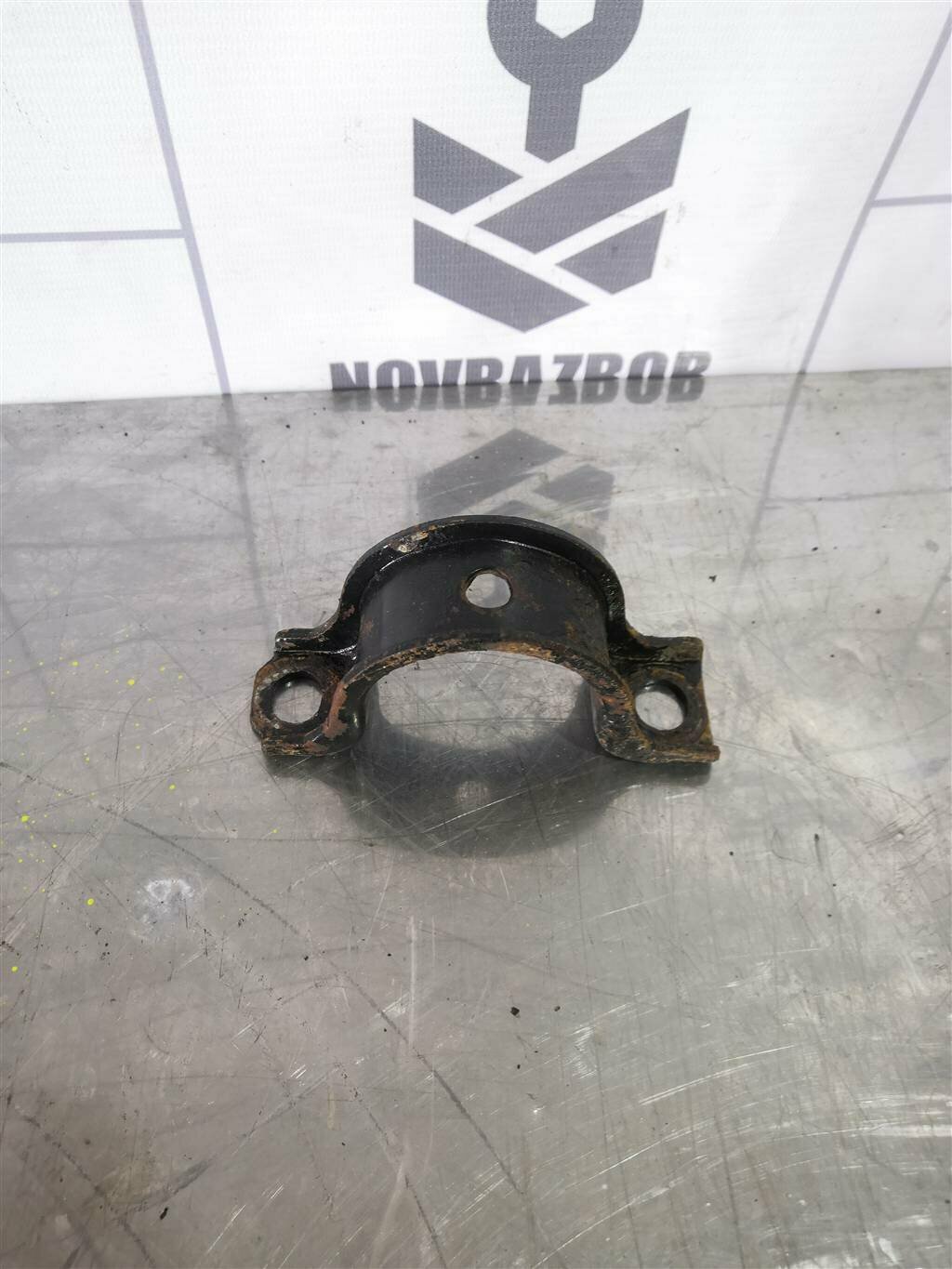 Крепеж рулевой рейки Kia Spectra 2001-2011