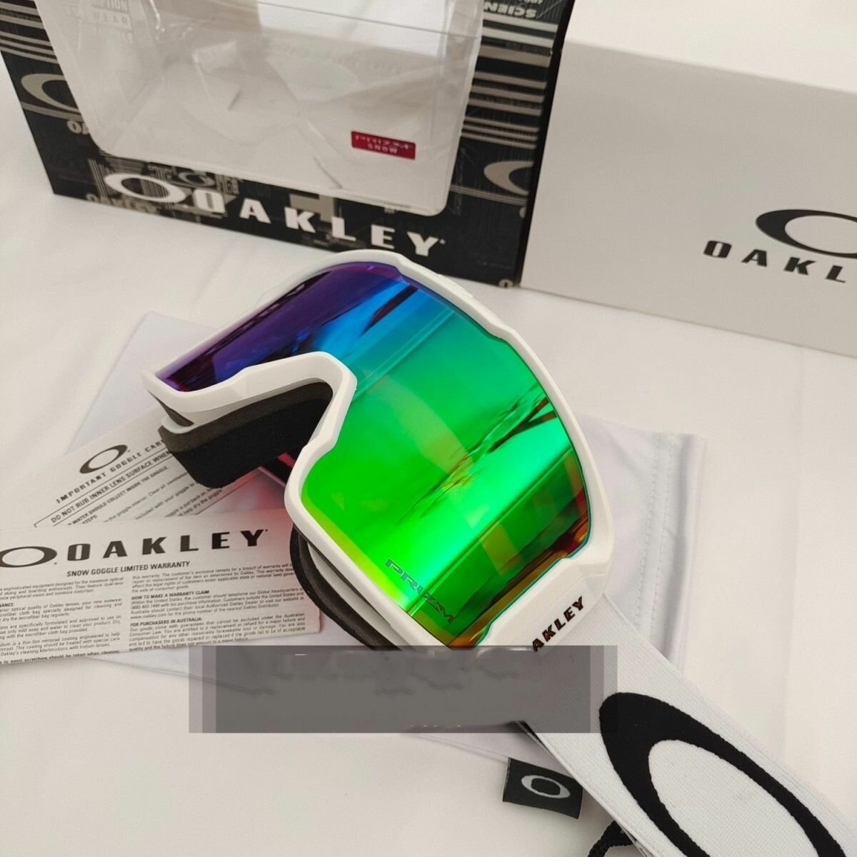 Маска горнолыжная OAKLEY LINE MINER, Синие линзы, белая оправа