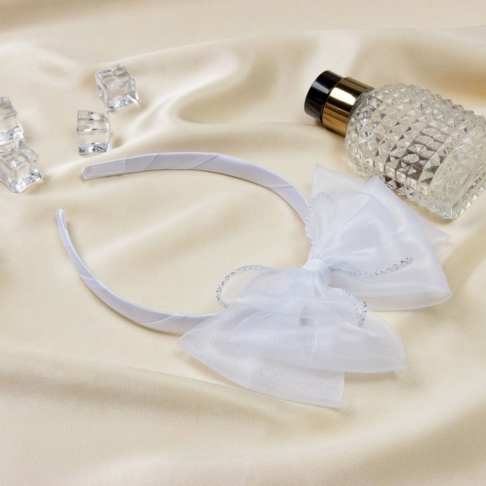 Ободок для волос Выбражулька «Школьница», с тройным бантом, белый, текстиль, пластик