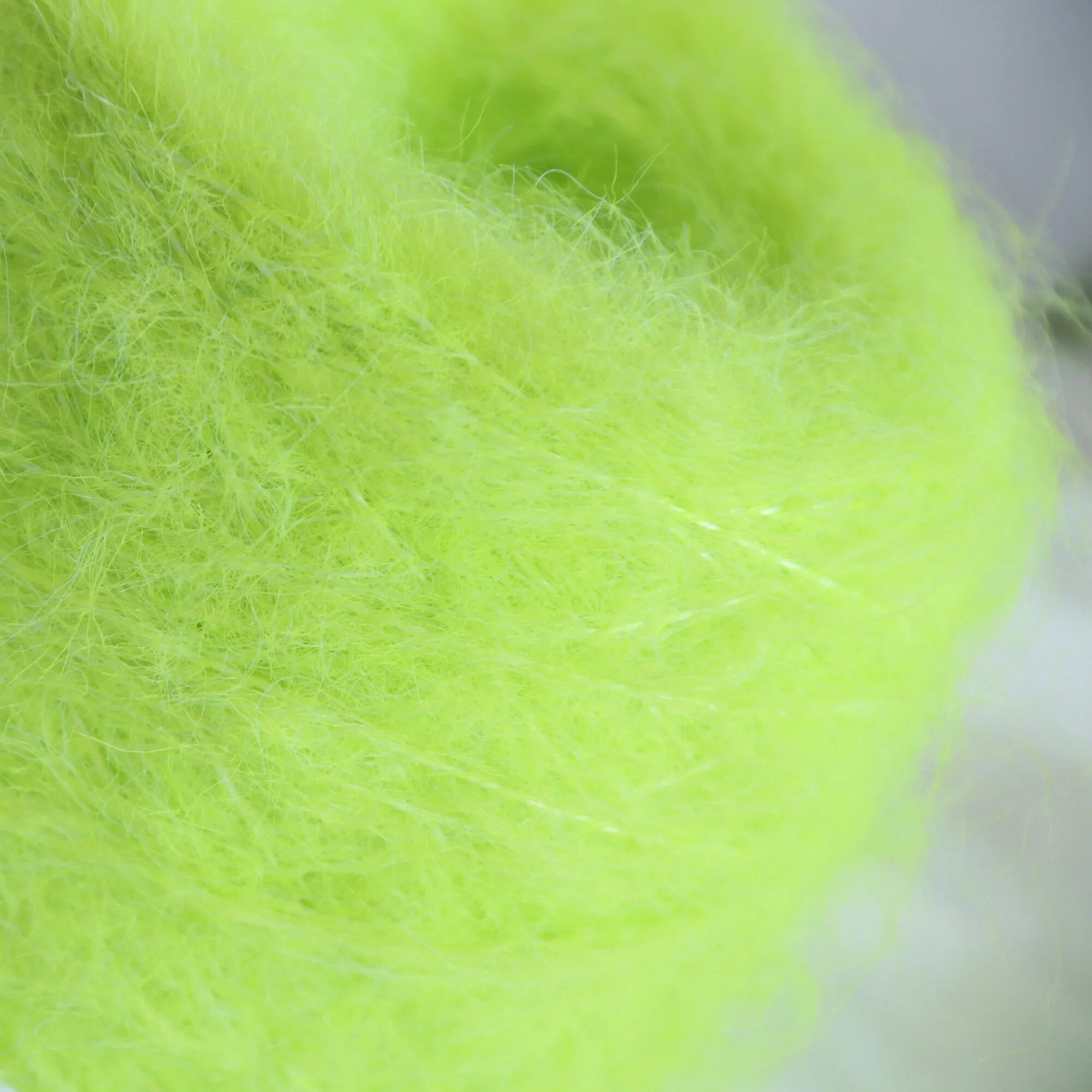 Мохеровая пряжа Макарон 50г Зеленый, J 50g