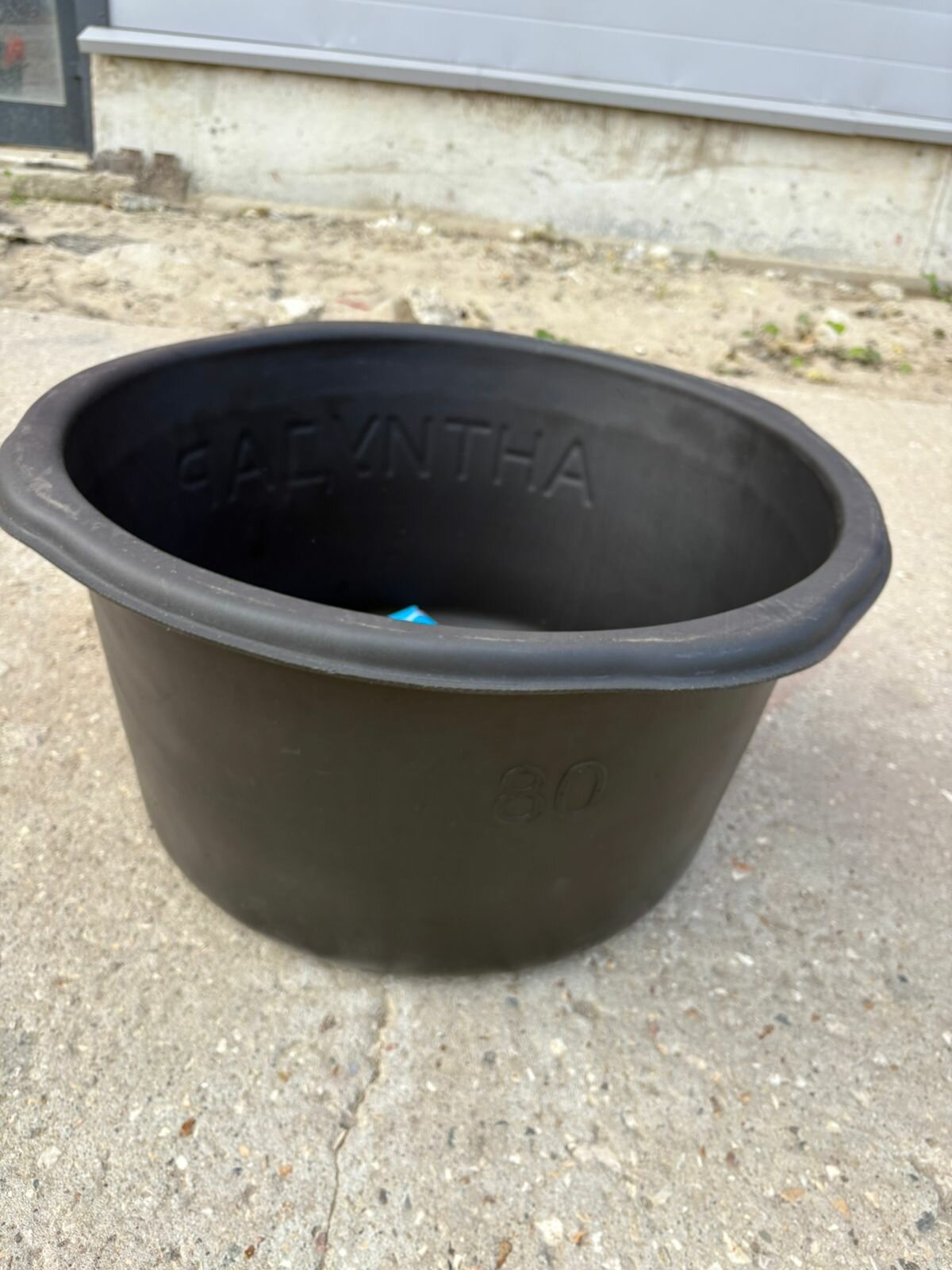 Корыто круглое большое антиударное 80 л, диаметр 65см, высота 33 см