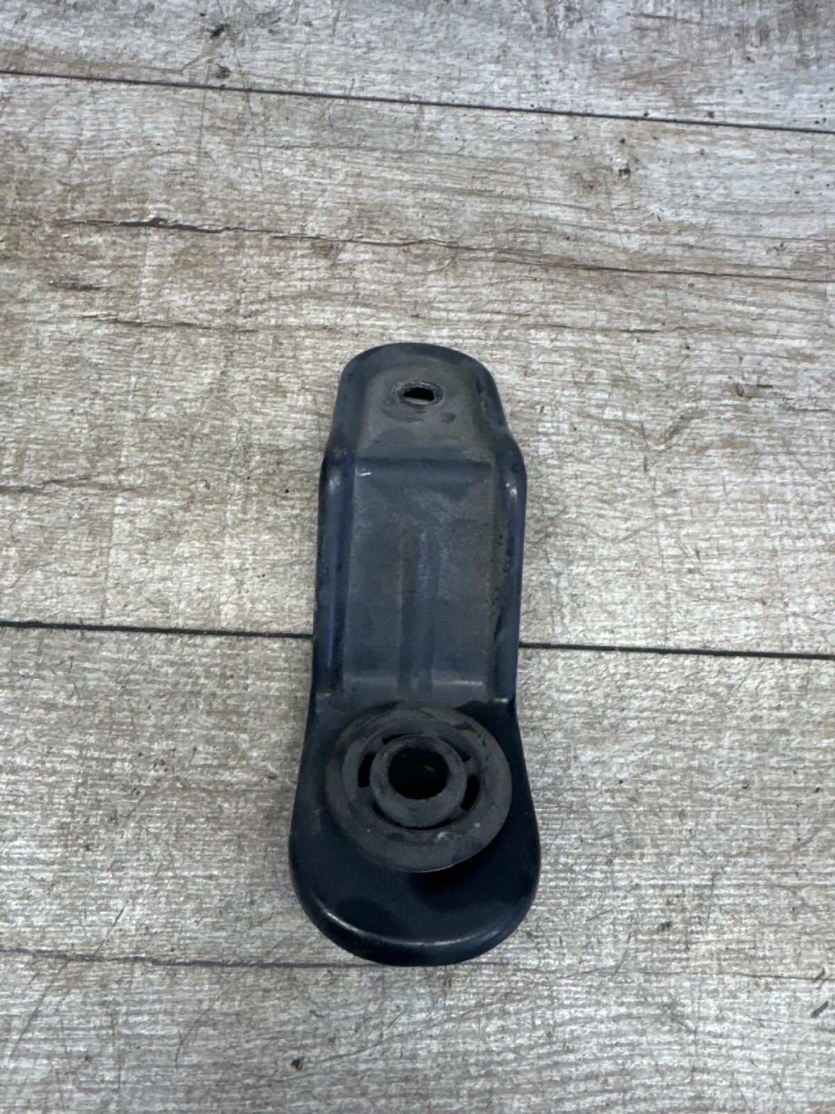 Верхний кронштейн радиатора Antara Captiva 96629102