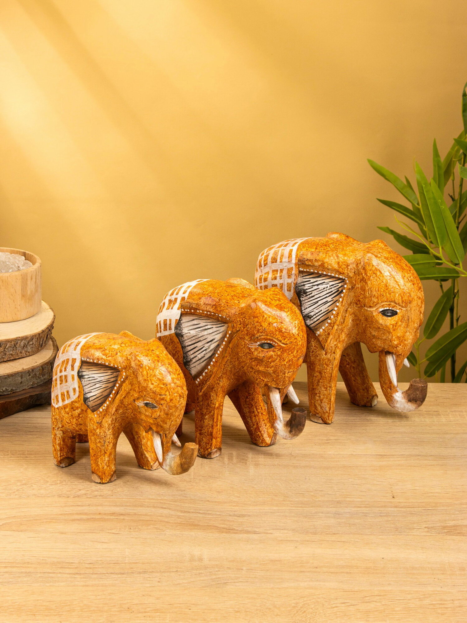 Набор сувенирный "Слоники", h=19 см, h=17 см, h=15 см, дерево, коричневый