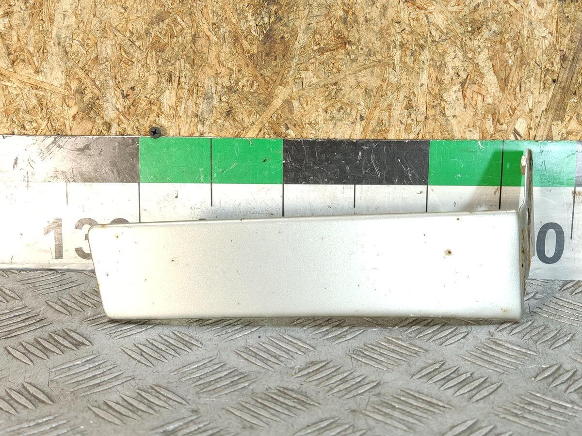 Накладка бампера переднего UAZ Patriot 31638401021