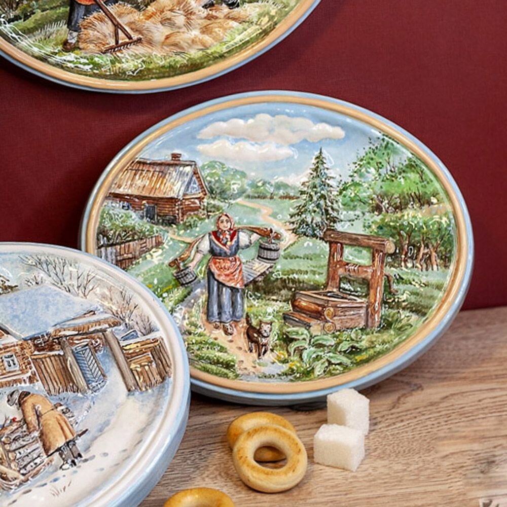 Рельеф "По тропинке за водицей"