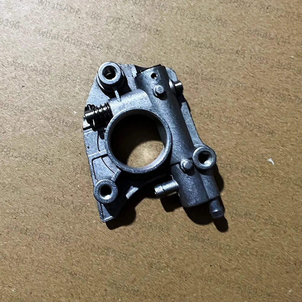 Автоматический масляный/масляный насос для бензопилы ECHO CS395 SP, CS440, CS510, CS520, CS530, CS3500 CS-395 CS-440 CS-510 CS-520 CS-530 CS-3500