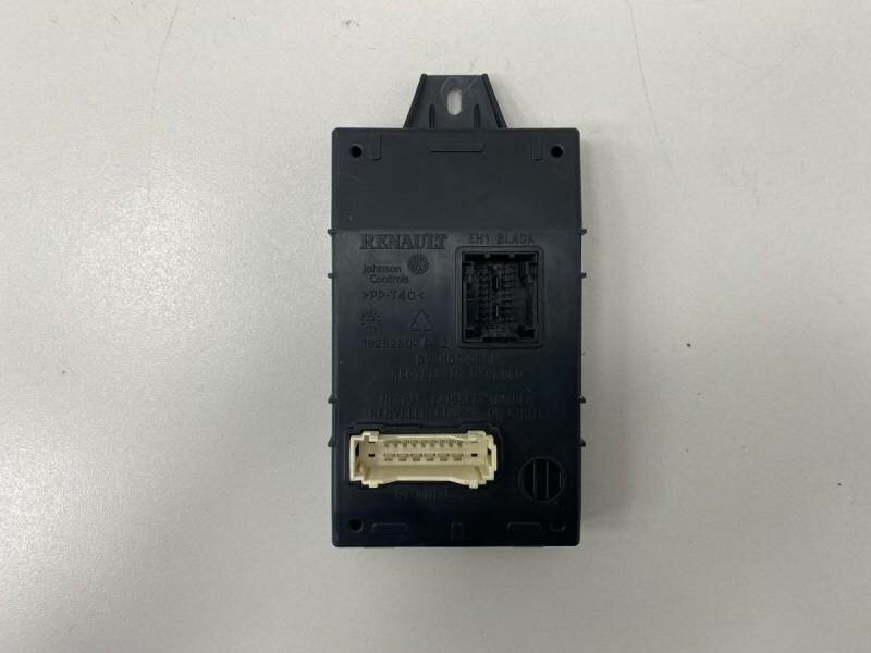 Блок комфорта Renault Duster 2012 кат.номер: 8201279201