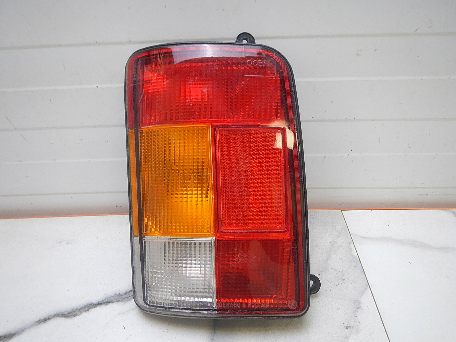 Б/У Фонарь задний левый, ВАЗ (VAZ)-LADA NIVA LEGEND (4X4) LADA NIVA LEGEND (4x4) Эксплуатационные царапины 636793 LADA а...