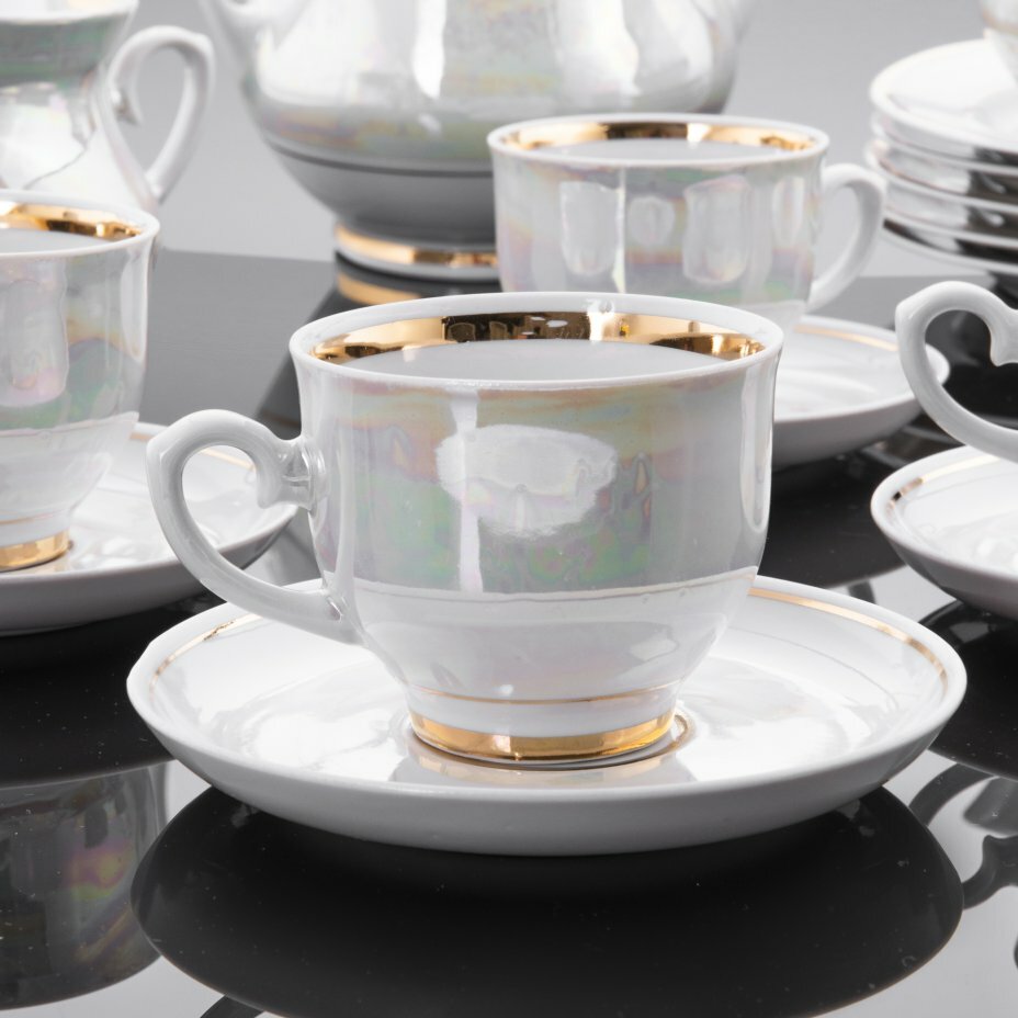 1 пара -- Винтажная чашка и блюдце кофейные "Перламутр". Фарфор Минский ФЗ. СССР, 1970-е.