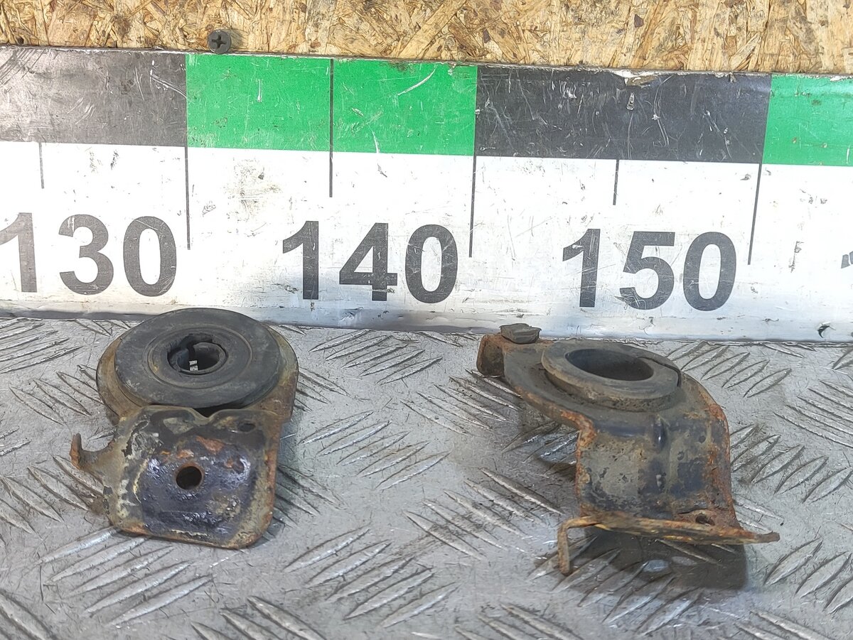 Кронштейн радиатора NISSAN Primera 2002-2007 21543AU011