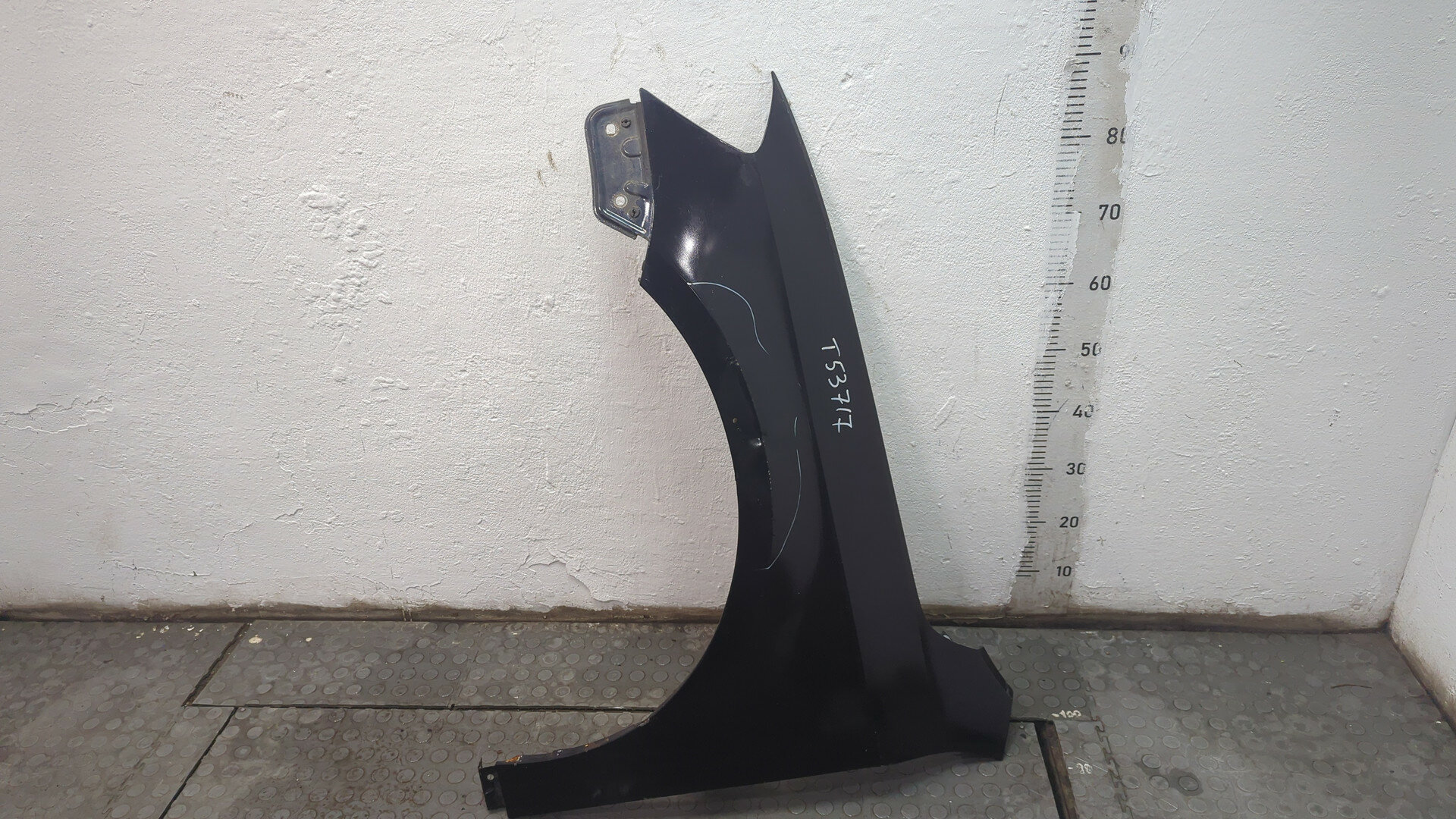 Крыло левое переднее Volkswagen Passat 7 Европа Б/У