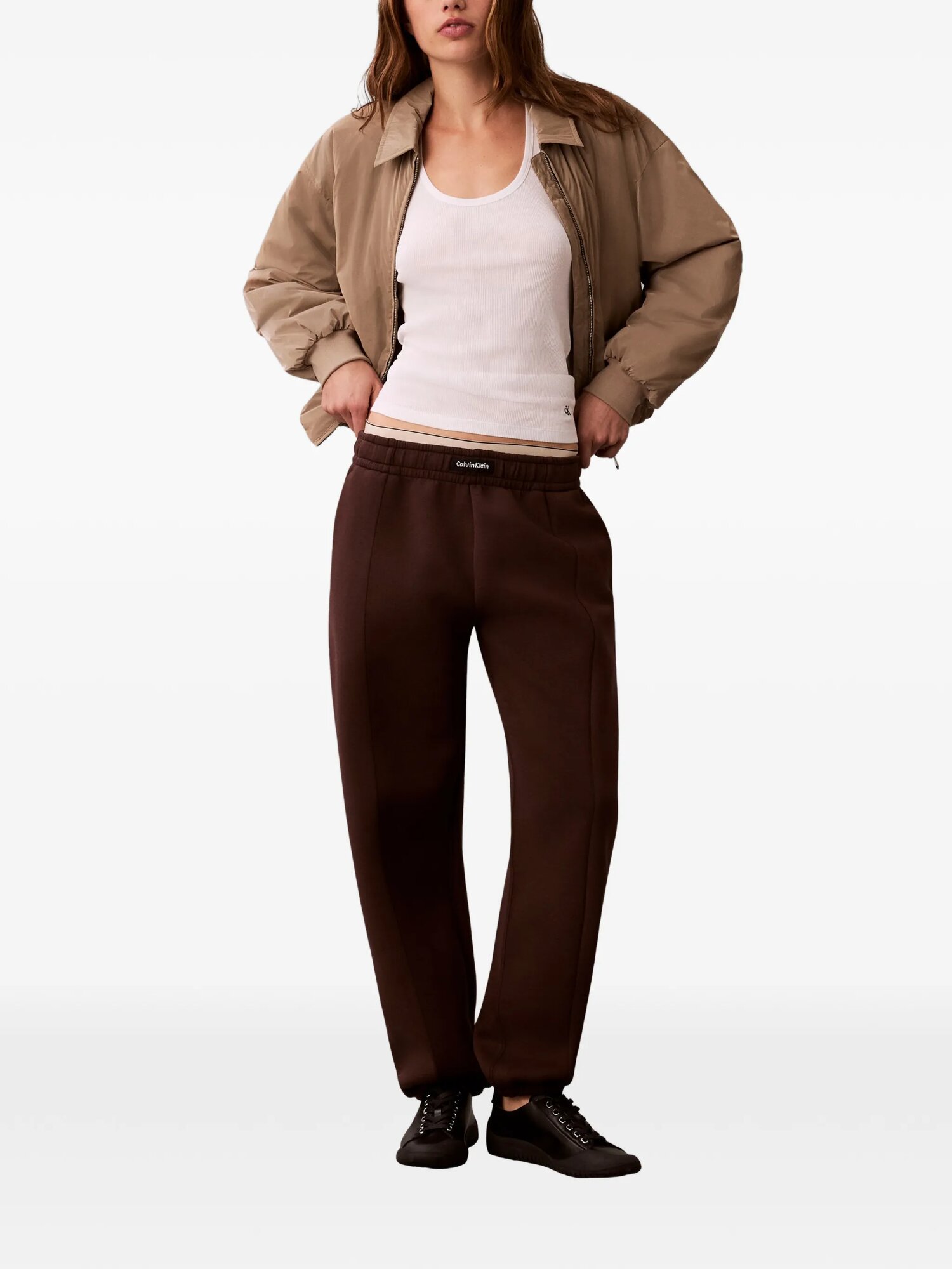 Брюки CALVIN KLEIN Logo-patch relaxed-fit track pants, размер 40 EU, коричневый — фото 1