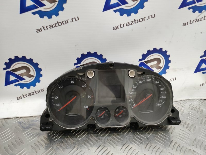 Б/У Панель приборов Volkswagen Passat B6 / Фольксваген Пассат Б6 1.9 BXE 105Л.С. 2006