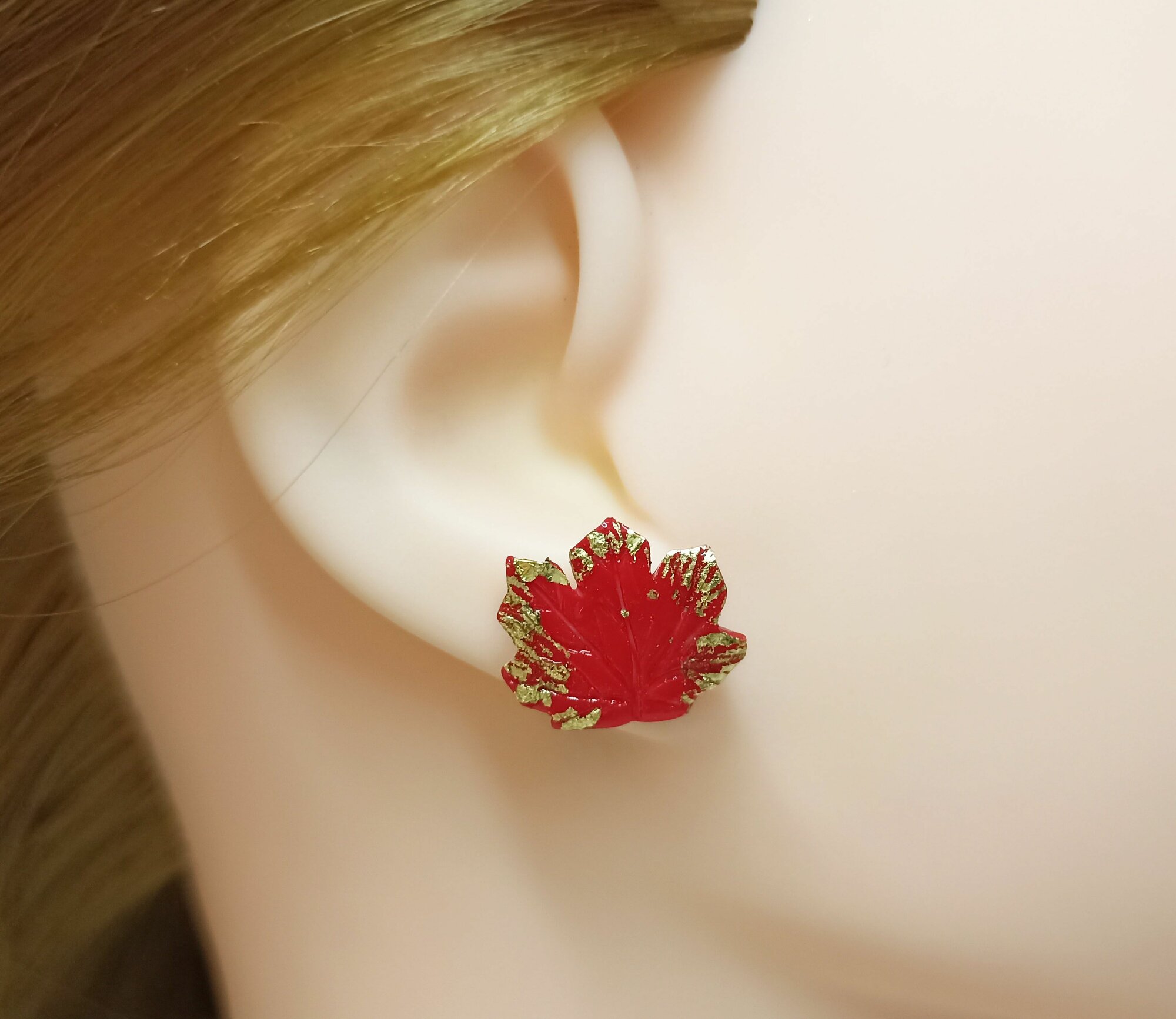 Серьги пусеты