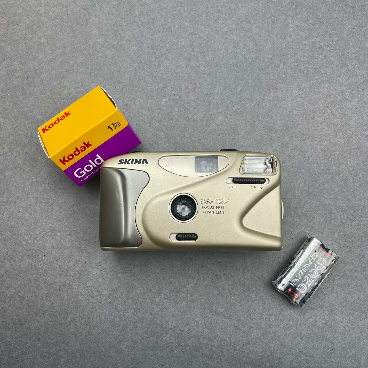 Винтажный пленочный фотоаппарат SKINA 107, 35mm f/5.6, с плёнкой Kodak