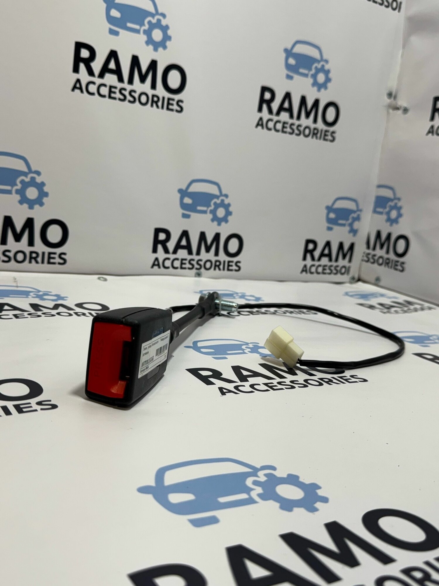 Замок ремня безопасности универсальный с датчиком ( Приора, Нива Урбан )