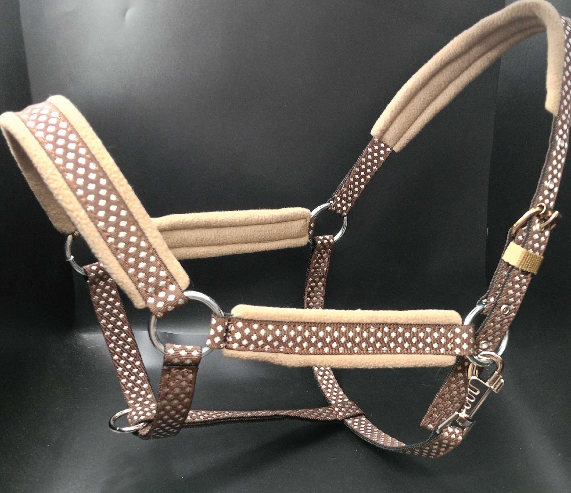 Недоуздок коричневый на флисе с узором (Full)