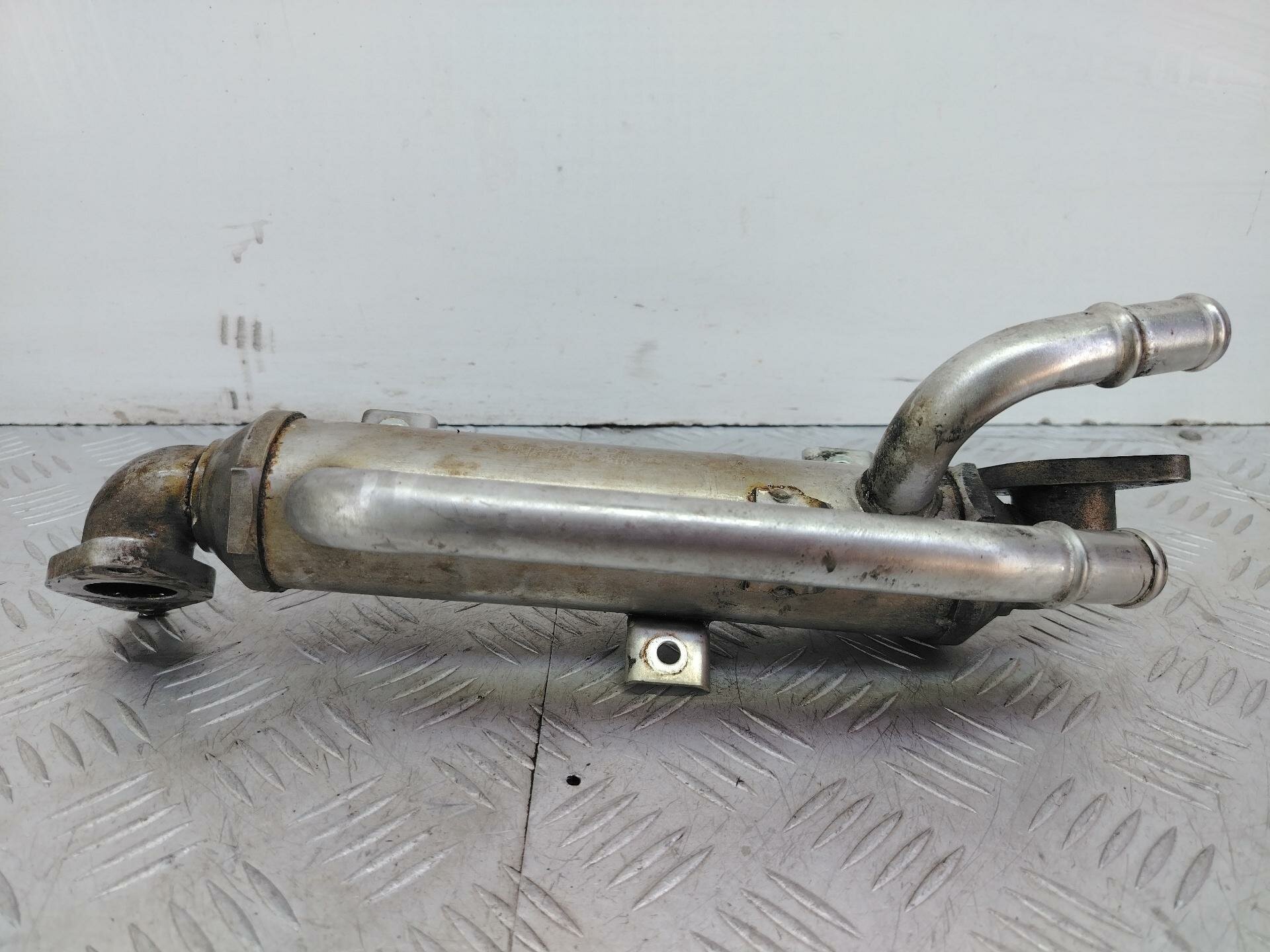 Радиатор EGR Volkswagen Passat B5 1999 038131513A