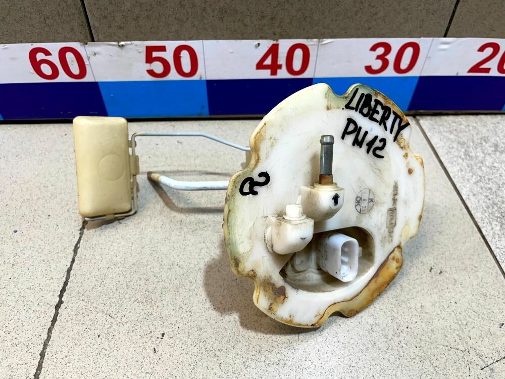 Датчик уровня топлива Nissan Liberty 25060WF116