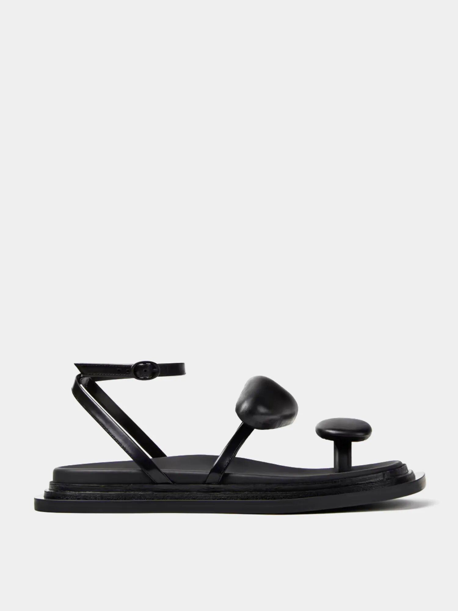 Сандалии Nada