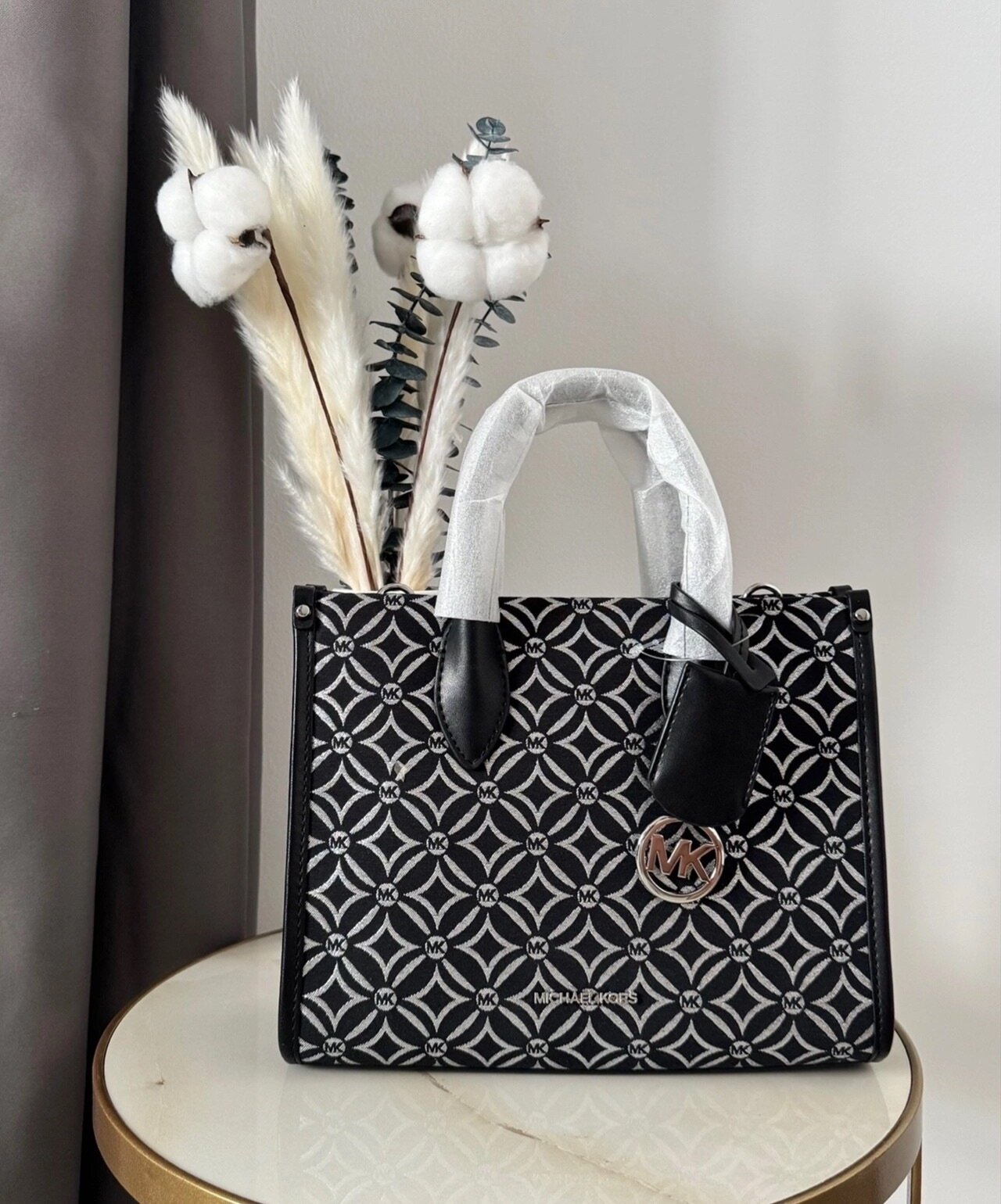 Сумка тоут Mirella Small Logo Crossbody Bag