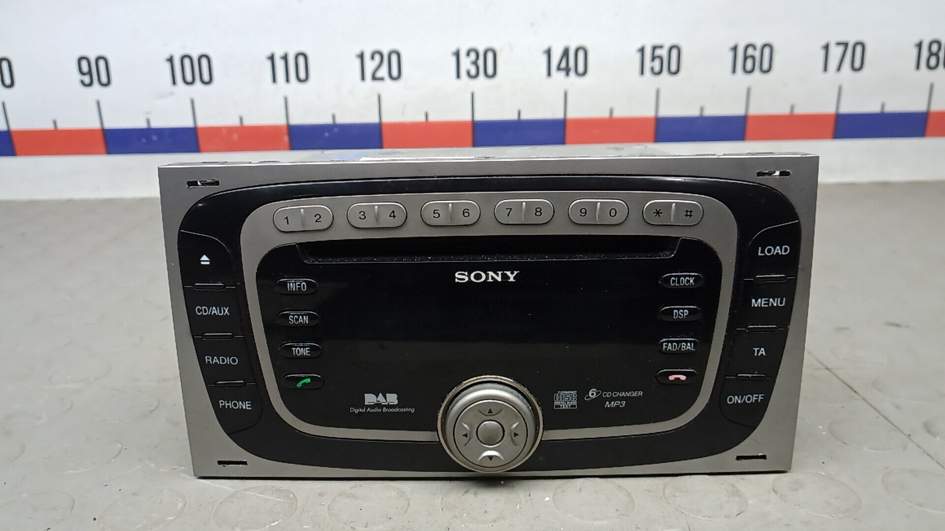 Магнитола FORD KUGA 1