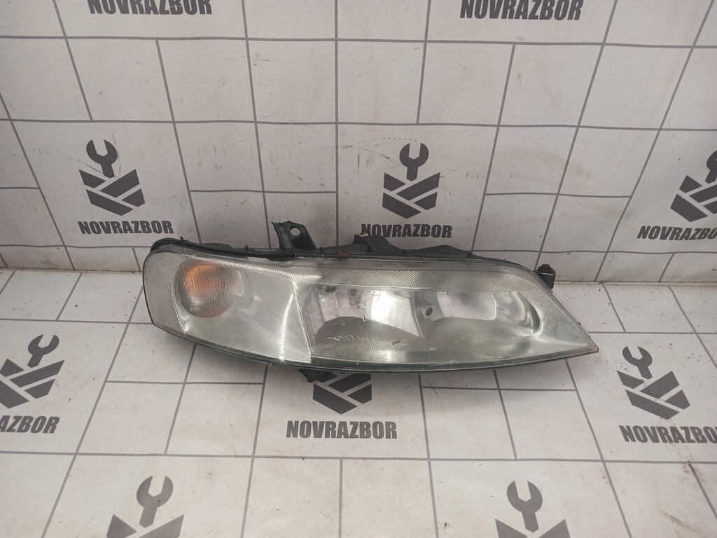 Фара правая Opel Vectra B 1999-2002